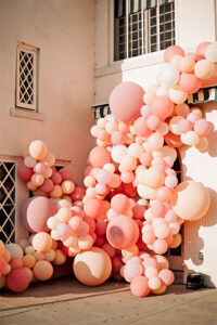 34 Ways to Style Balloons on Your Big Day – ChicWedd
